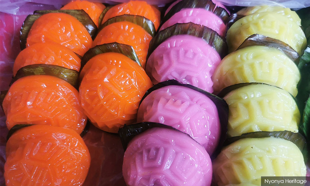 Leaving the IT world to preserve art of nyonya kuih-making